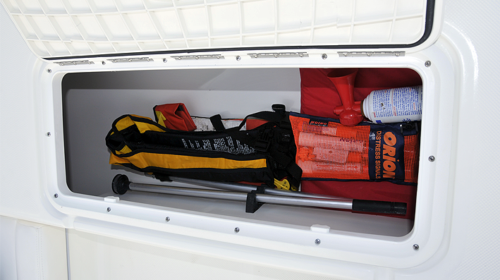 Skiff with Forward Storage - Sundance Boats